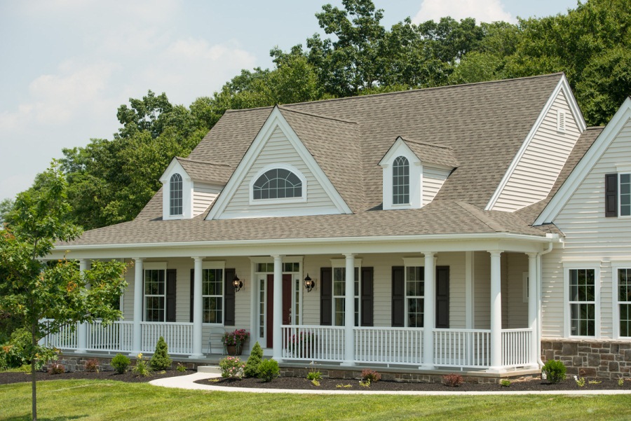 Custom Ranch Home Exterior Design