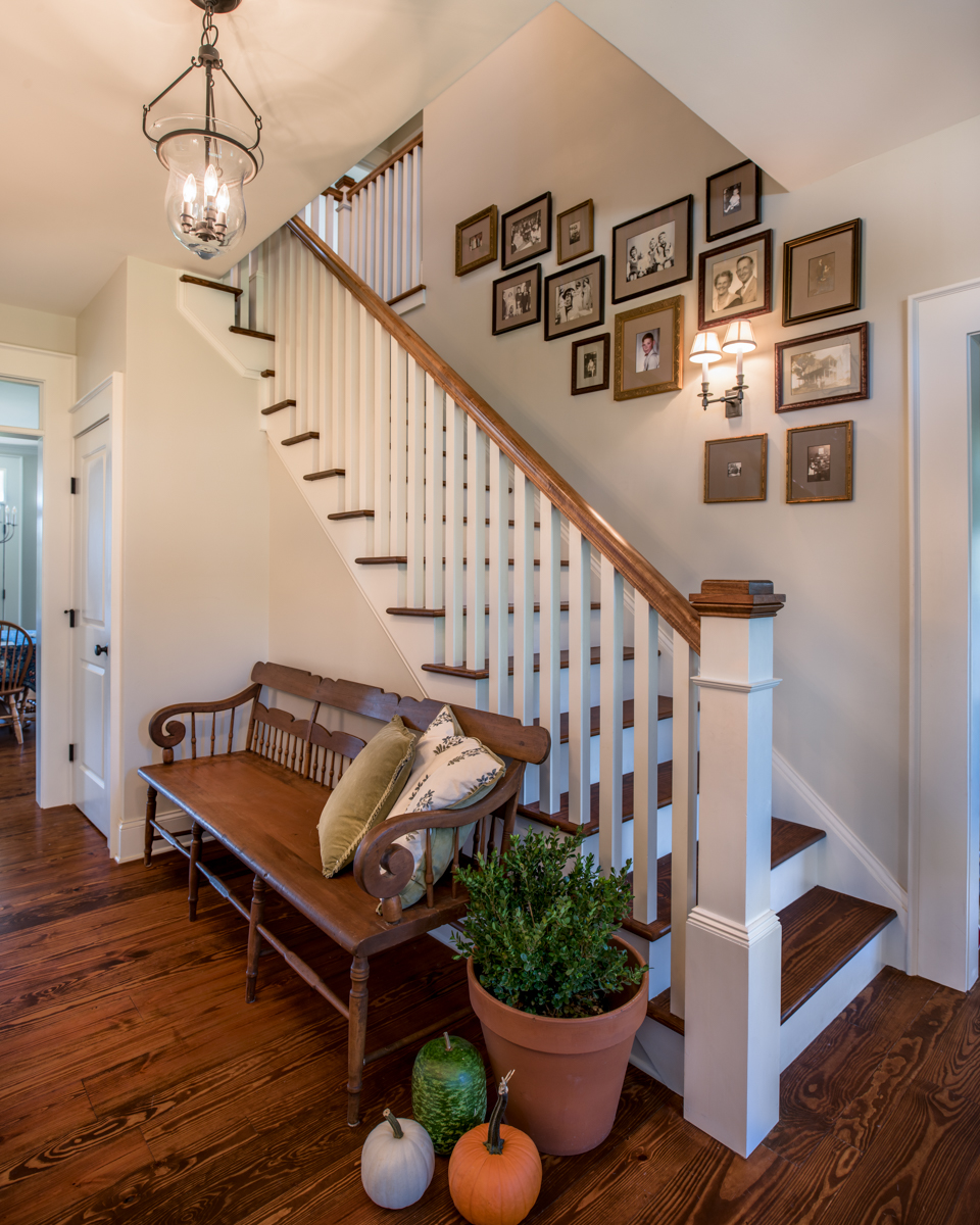 5 Wall Decor Ideas That Work With Any Style | Custom Home Group